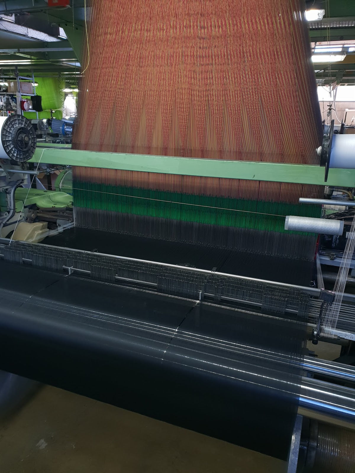 The Looms Rarely Stop Working – Le Noeud Papillon Of Sydney - The World ...